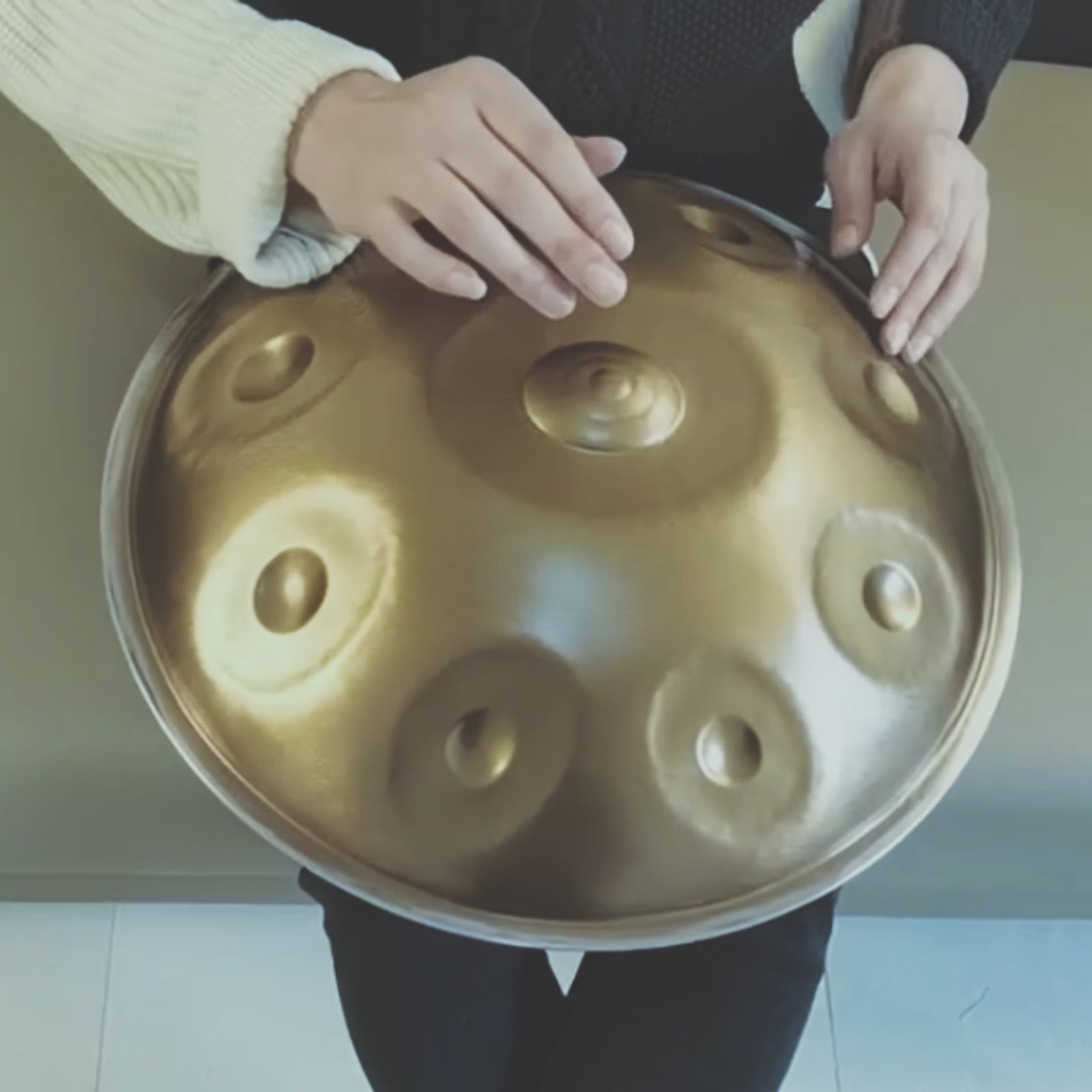 Yula Handpan Mini 9-Note C Harmonic Minor 432hz 45cm